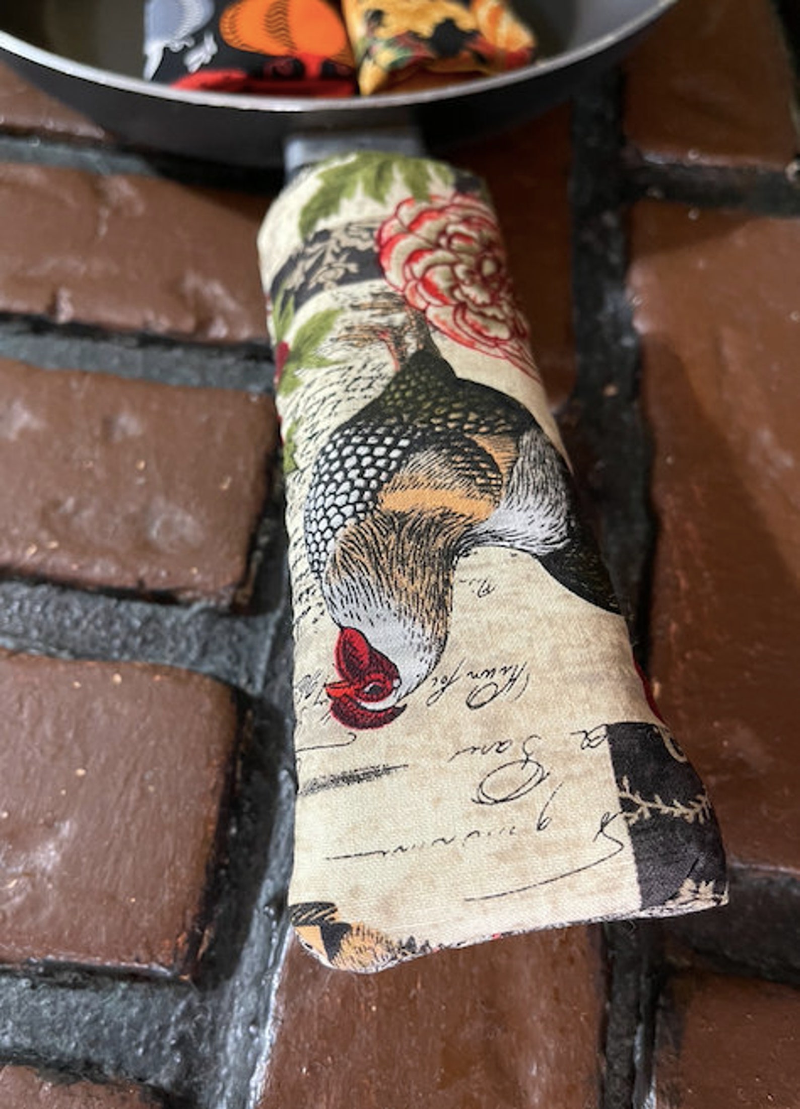 Insulated Iron Skillet Handle, Pan Handle Cover (handmade), Unique ...
