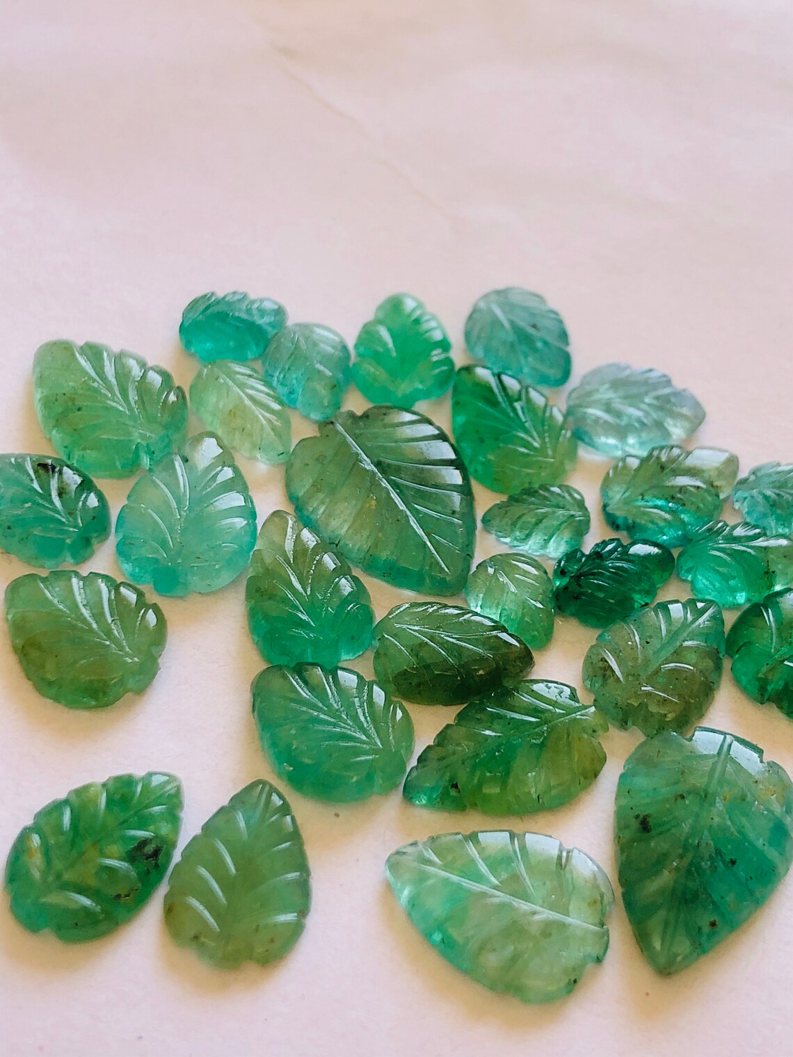 Certified Natural Emerald Carving Leaf, 17x12 to 8x6 Mm Emerald Carved ...
