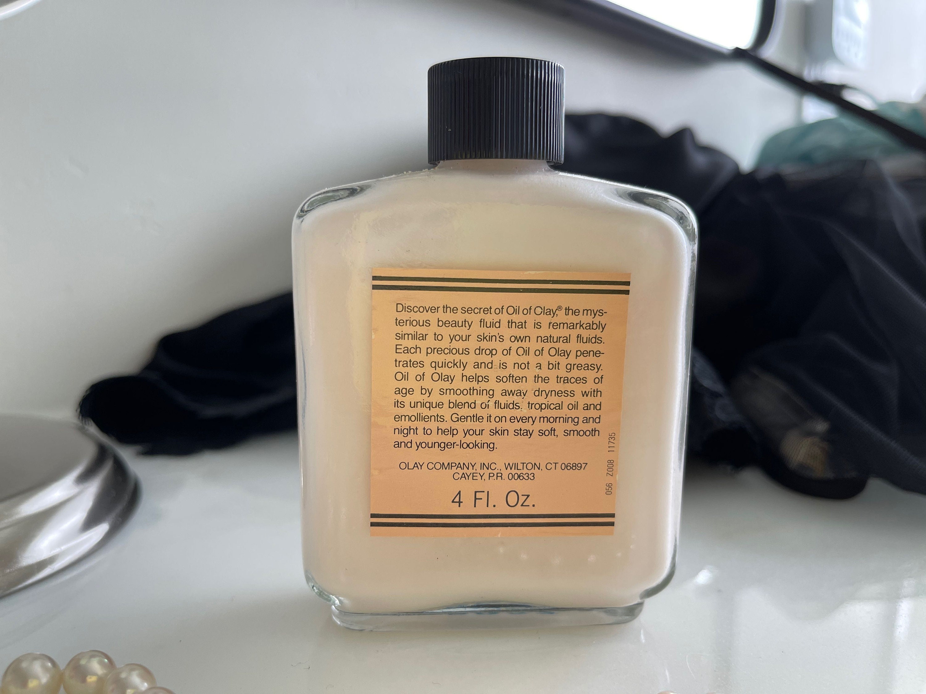 1980s Vintage Oil of Olay Bottle in Original Pink Box / Great | Etsy