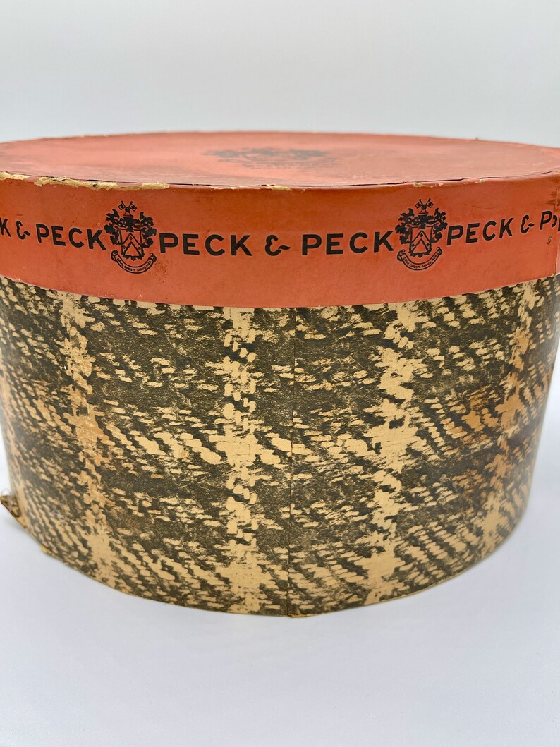 1950s Vintage Hat Box Peck & Peck / 12 Inch Diameter / - Etsy