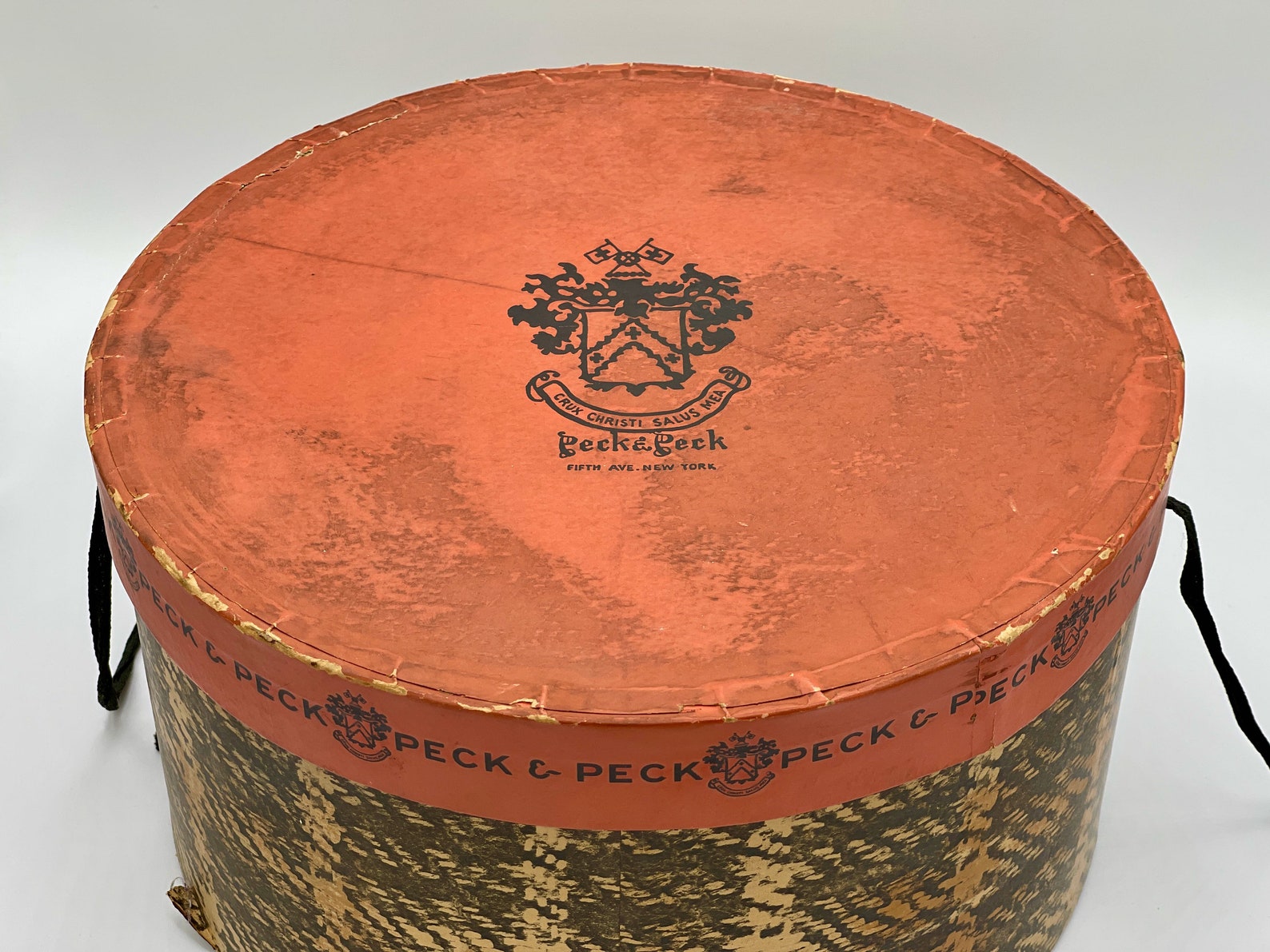 1950s Vintage Hat Box Peck & Peck / 12 Inch Diameter / - Etsy