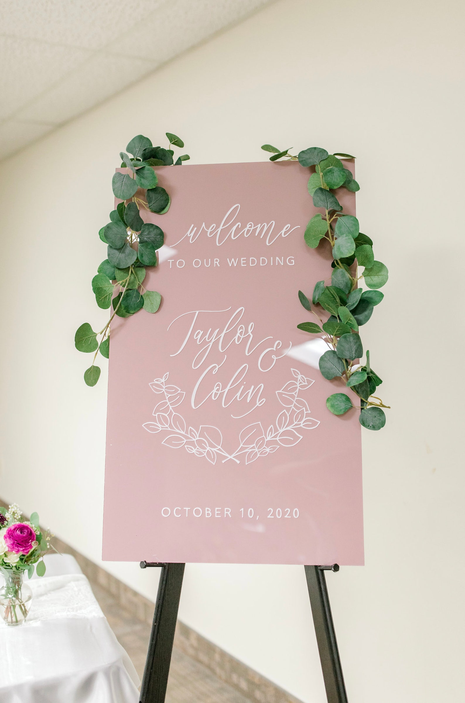 Welcome Wedding Sign With Eucalyptus Illustration Acrylic - Etsy