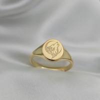 14K Gold Wolf Signet Ring: Engraved Wild Animal Jewelry - Etsy