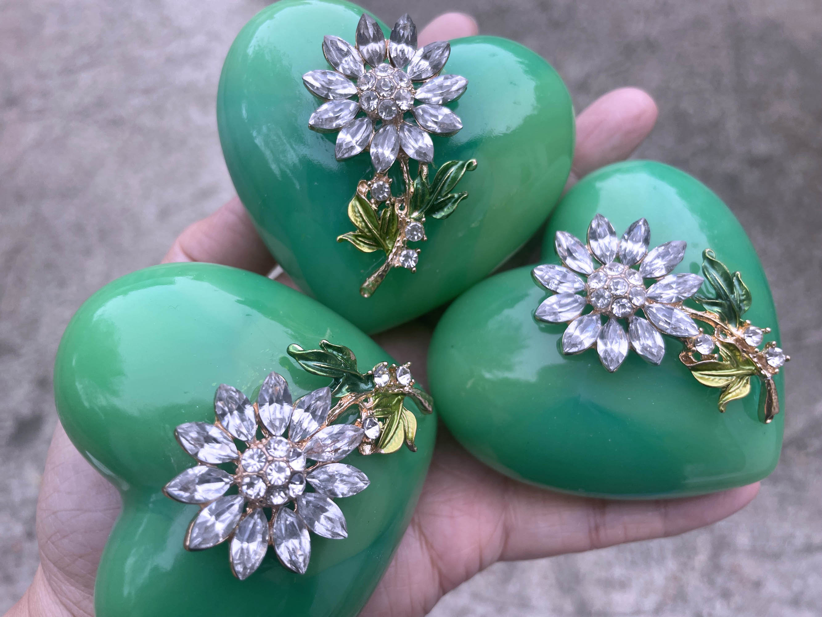 Crystal Sunflower Green Heart Pocket Urn, Memorial Ashes Keepsake Mini ...