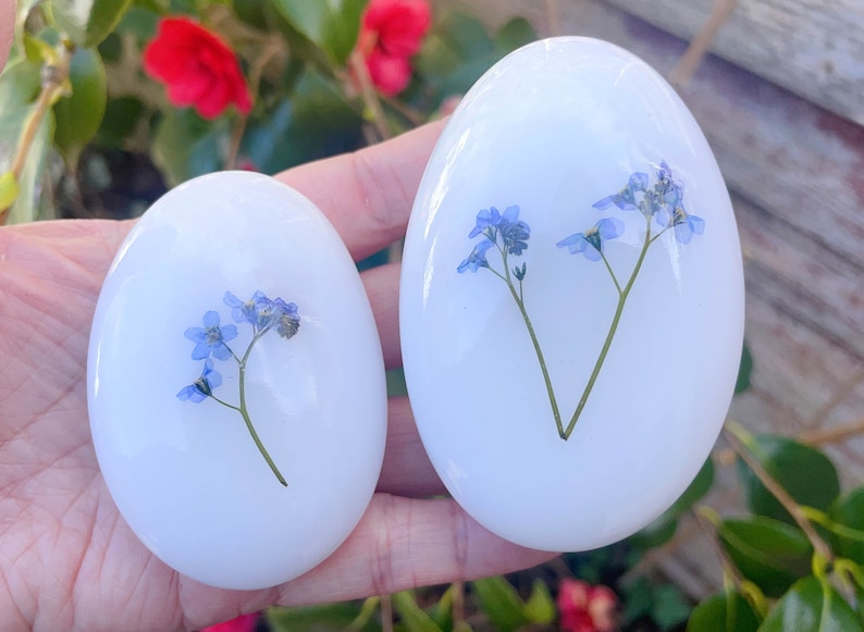 Forget Me Not Pebble Pocket Urn, Memorial Ashes Keepsake Mini Urn, Palm ...