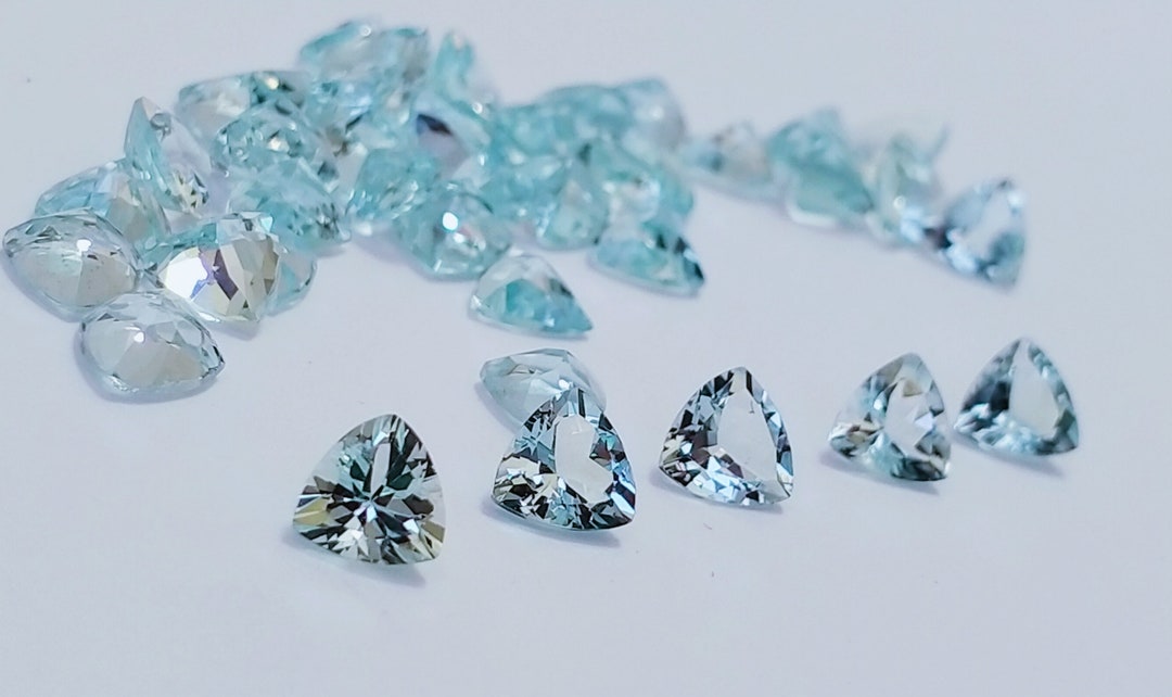 Natural Aquamarine Gemstone, Trillion Faceted Cut, Loose Stone - Etsy