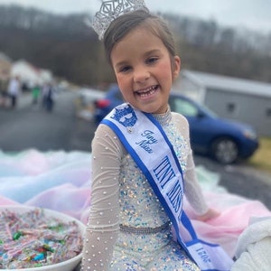 Crown Princess: Pageant Contestant Number Magnet Sashes Fashion ...