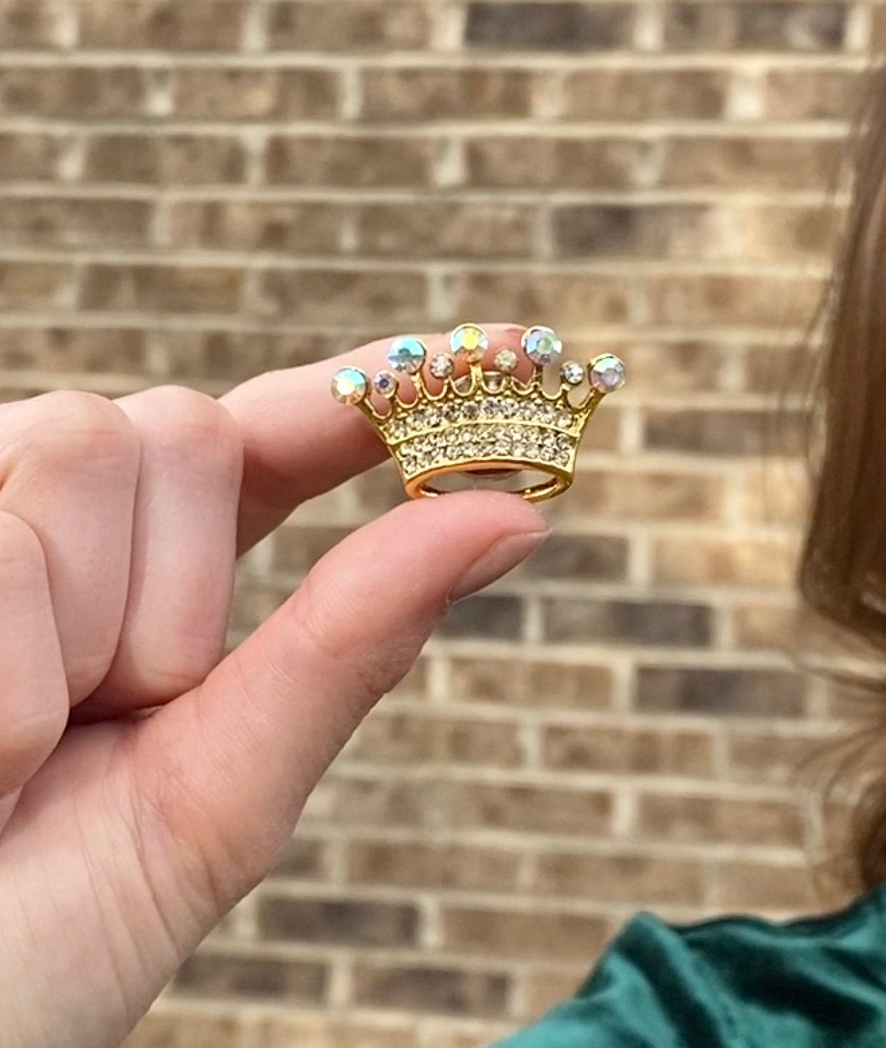Streets of Gold Crown: Pageant Contestant Number Magnet Sashes Fashion ...