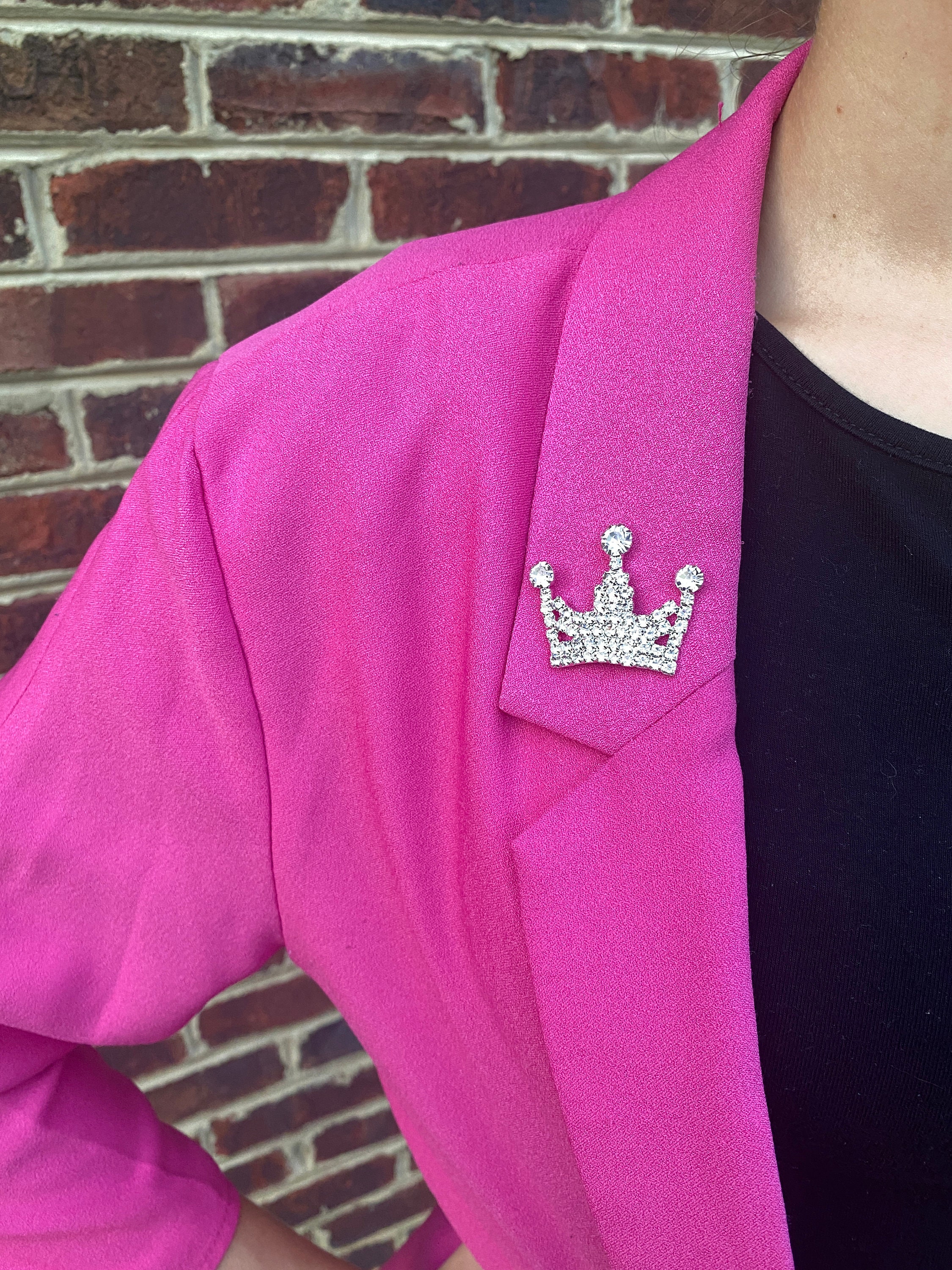 Esther Crown: Magnet for Pageant Contestant Number Sashes - Etsy