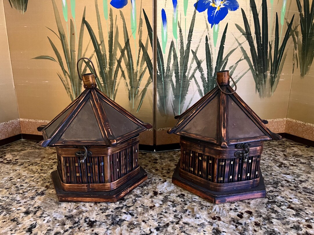 Pair of Small Rattan Pagoda Boxes - Etsy