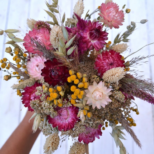 Dark Dried Flowers Table Decor - Etsy