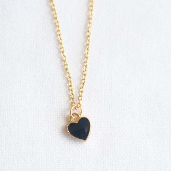 Black Heart Necklace - Etsy