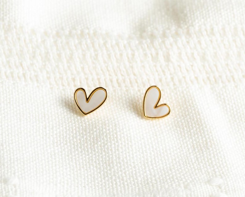 Natural Shell Heart Stud Earrings, Romantic Gift, 18K Gold Plated ...