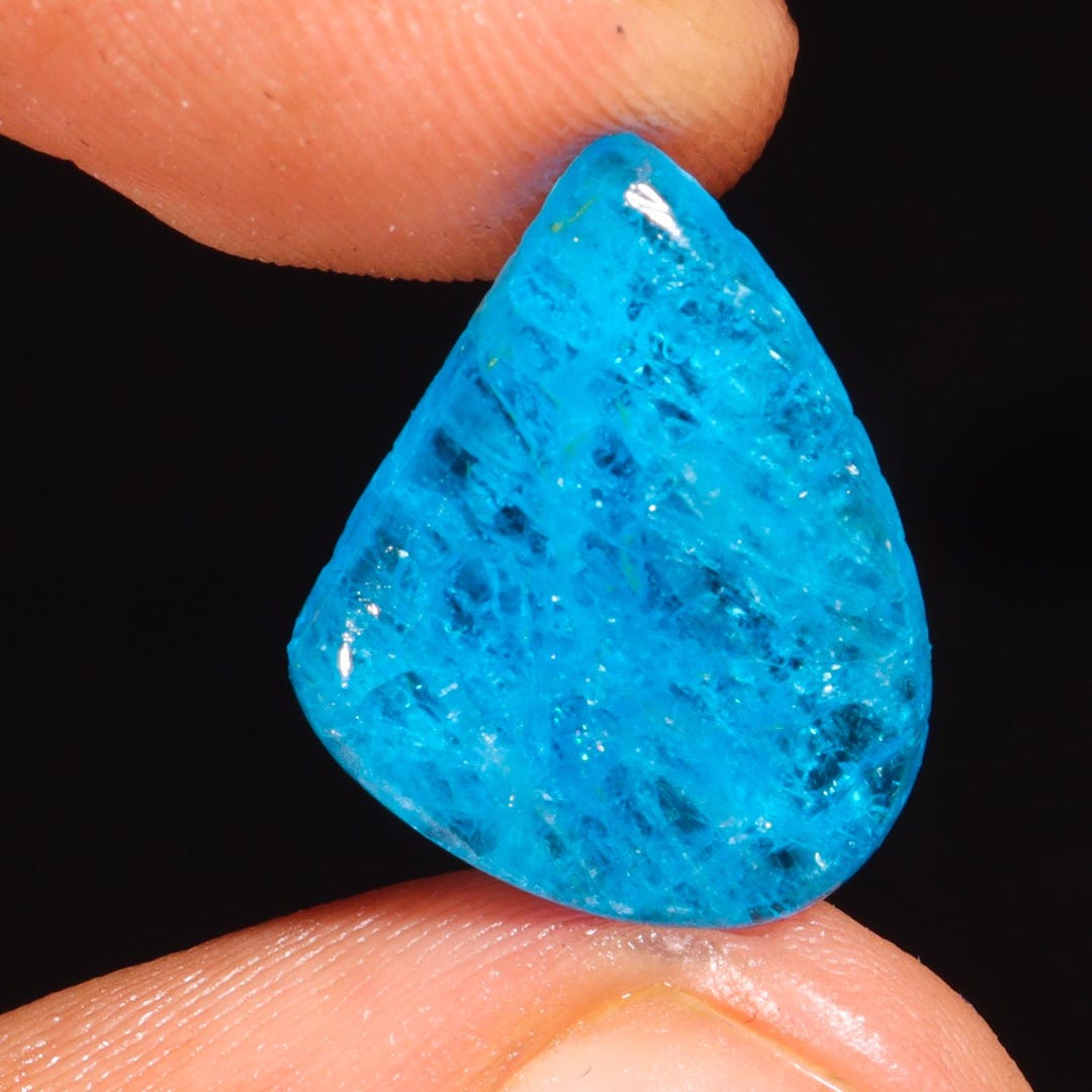 Blue Apatite Cabochon: Fancy Shape Loose Gemstone (7.00 Ct, 18X14X3 MM ...