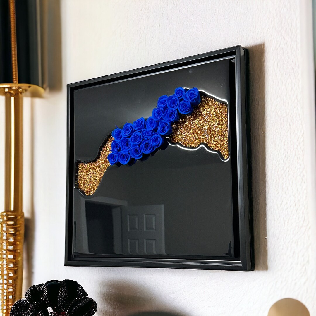 Royal Blue Roses Wall Art, Preserved Roses, Handmade With Epoxy and ...