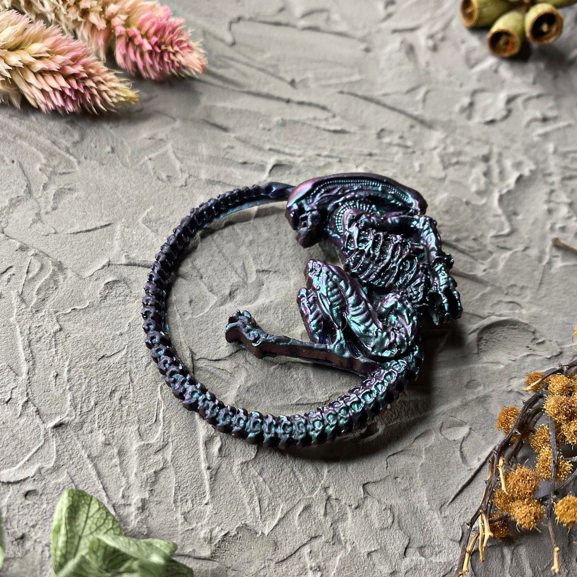 Xenomorph pin xenomorph brooch xenomorph patch alien | Etsy
