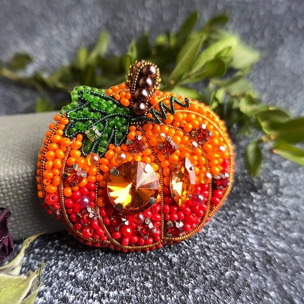 Halloween Brooch - Etsy