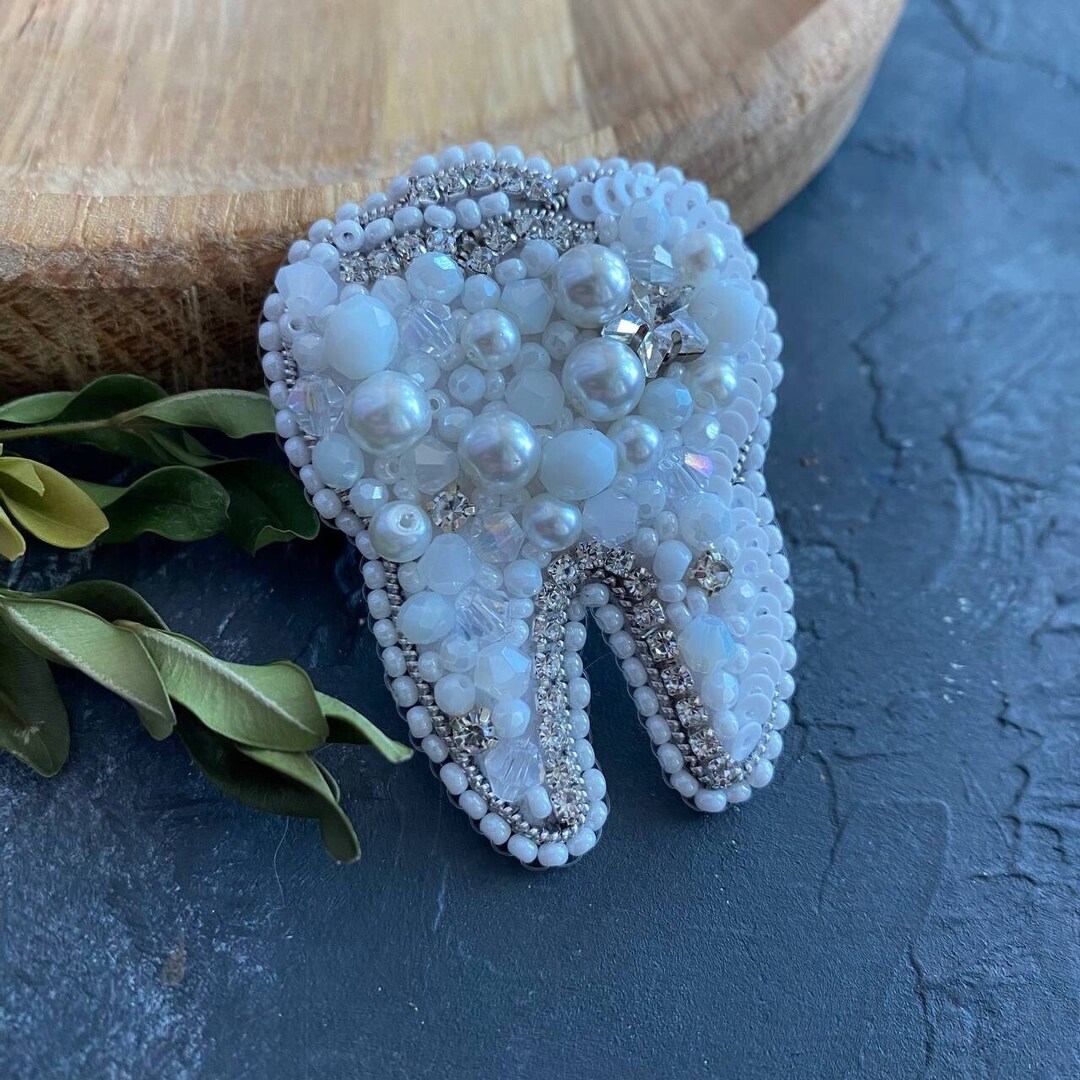 Dental brooch, Tooth brooch, Dental Jewelry, gift for dentist - Etsy France