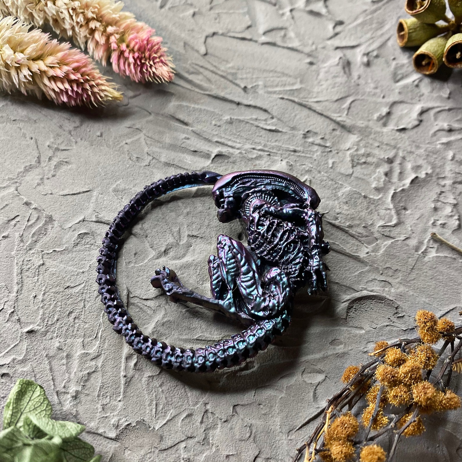 Xenomorph pin xenomorph brooch xenomorph patch alien | Etsy