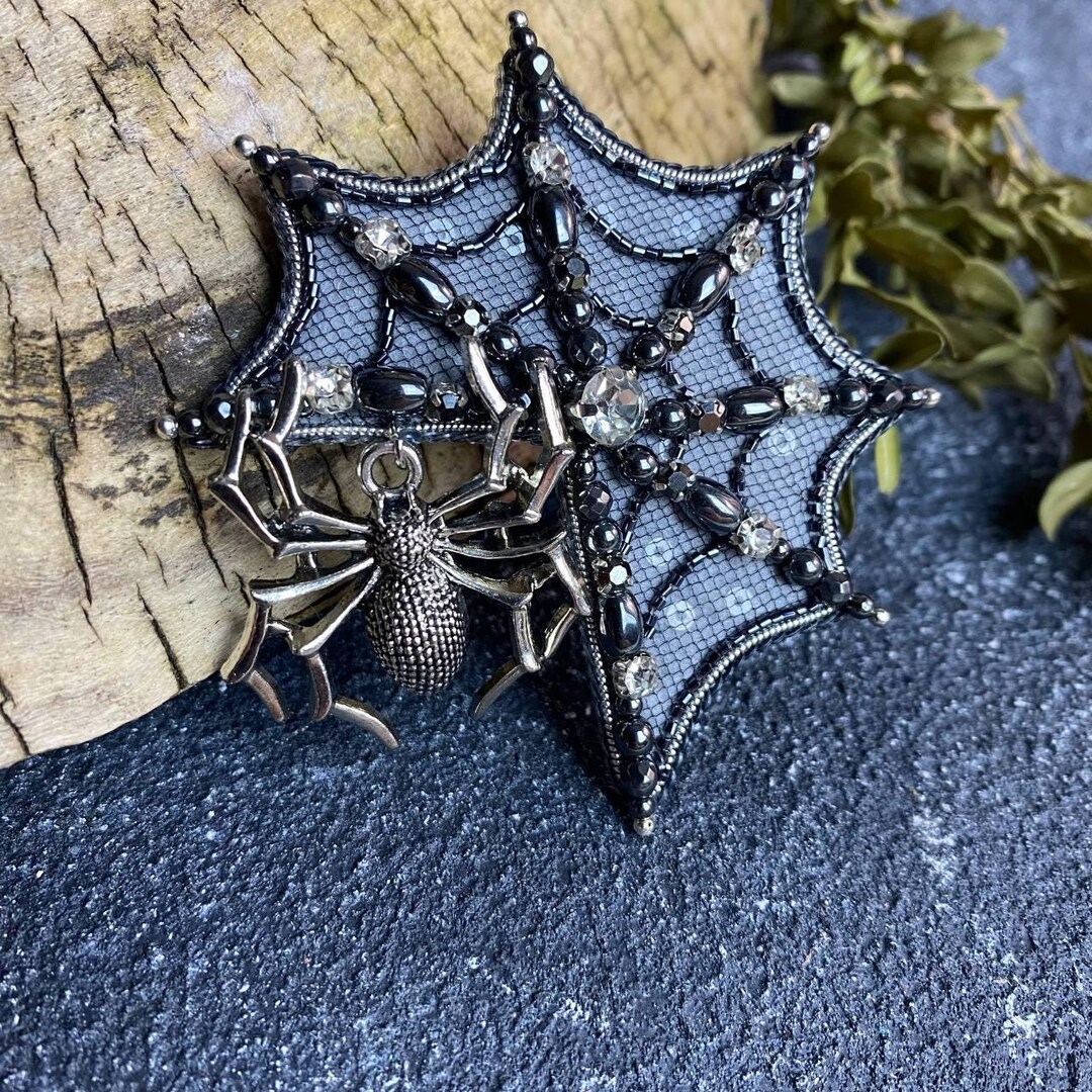 Spider Web Brooch, Web Brooch, Spider Brooch, Halloween Brooch - Etsy