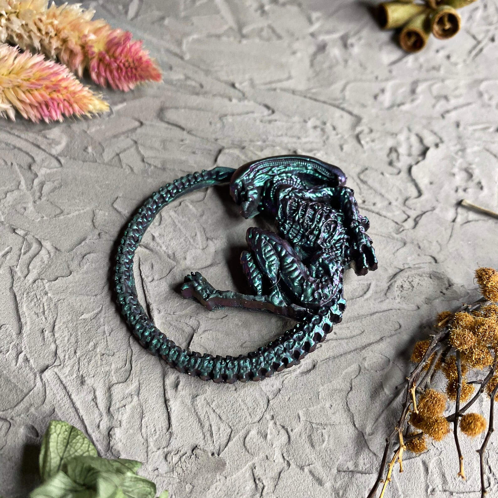 Xenomorph pin xenomorph brooch xenomorph patch alien | Etsy