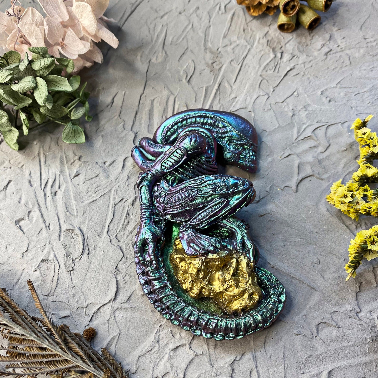 Xenomorph pin xenomorph brooch xenomorph patch alien | Etsy