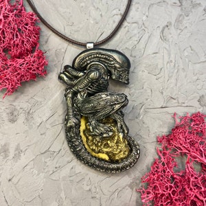 Xenomorph Necklace, Pendant Xenomorph, Xenomorph Alien - Etsy
