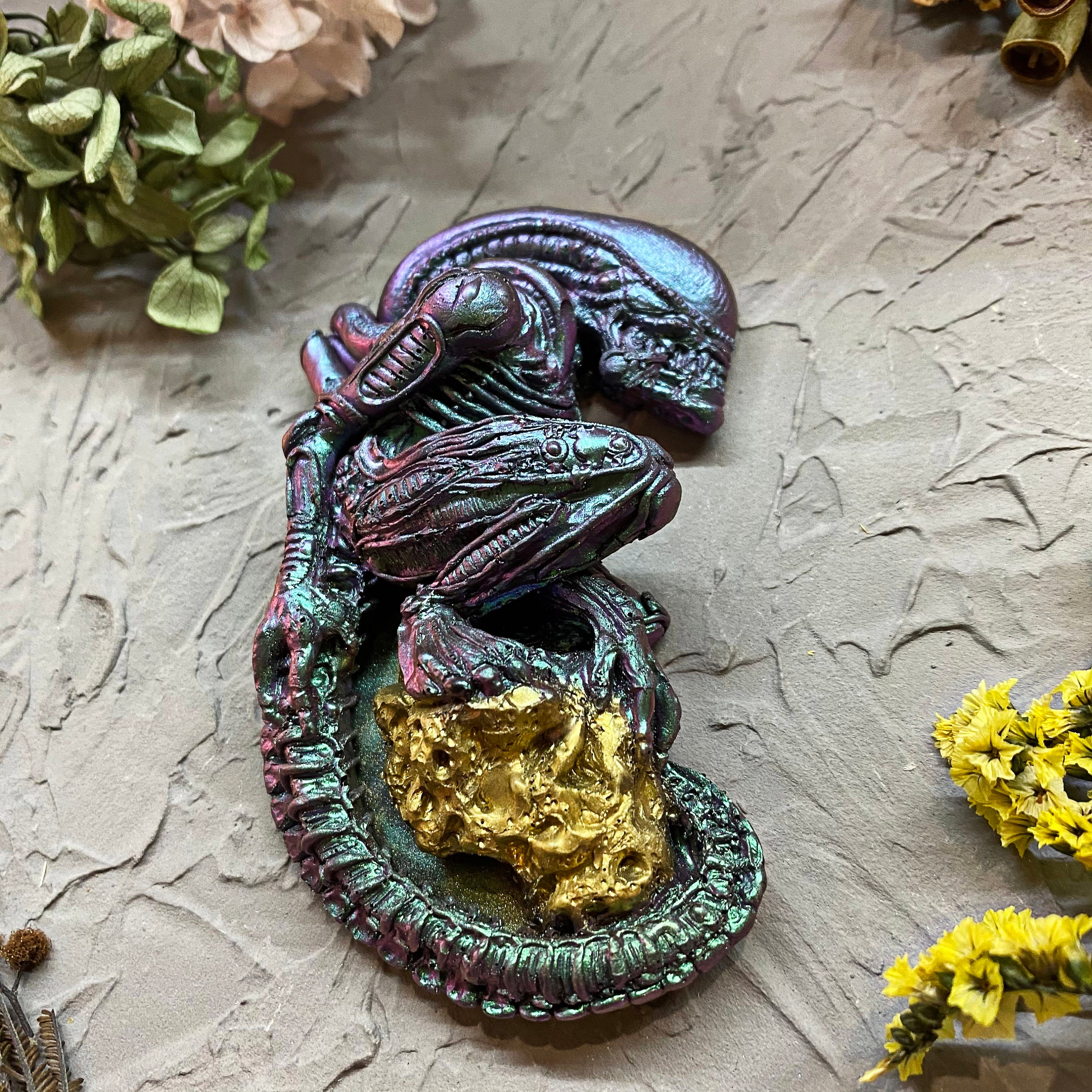 Xenomorph pin xenomorph brooch xenomorph patch alien | Etsy