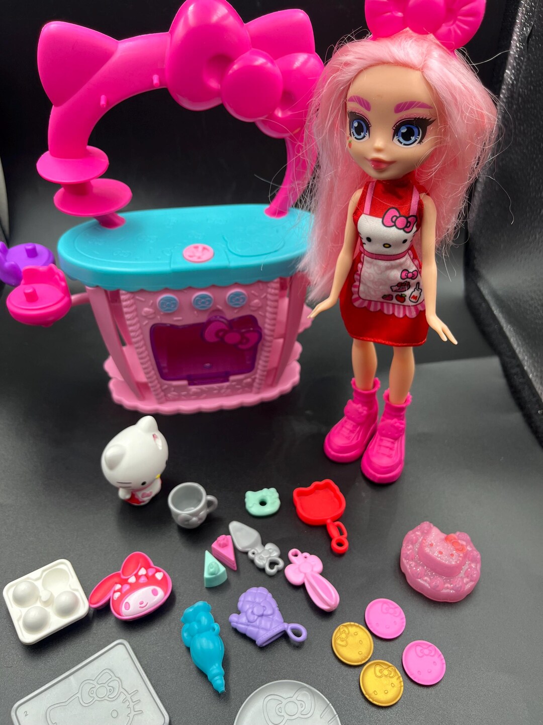 Hello Kitty and Friends So-delish Kitchen Playset, Hello Kitty and ...