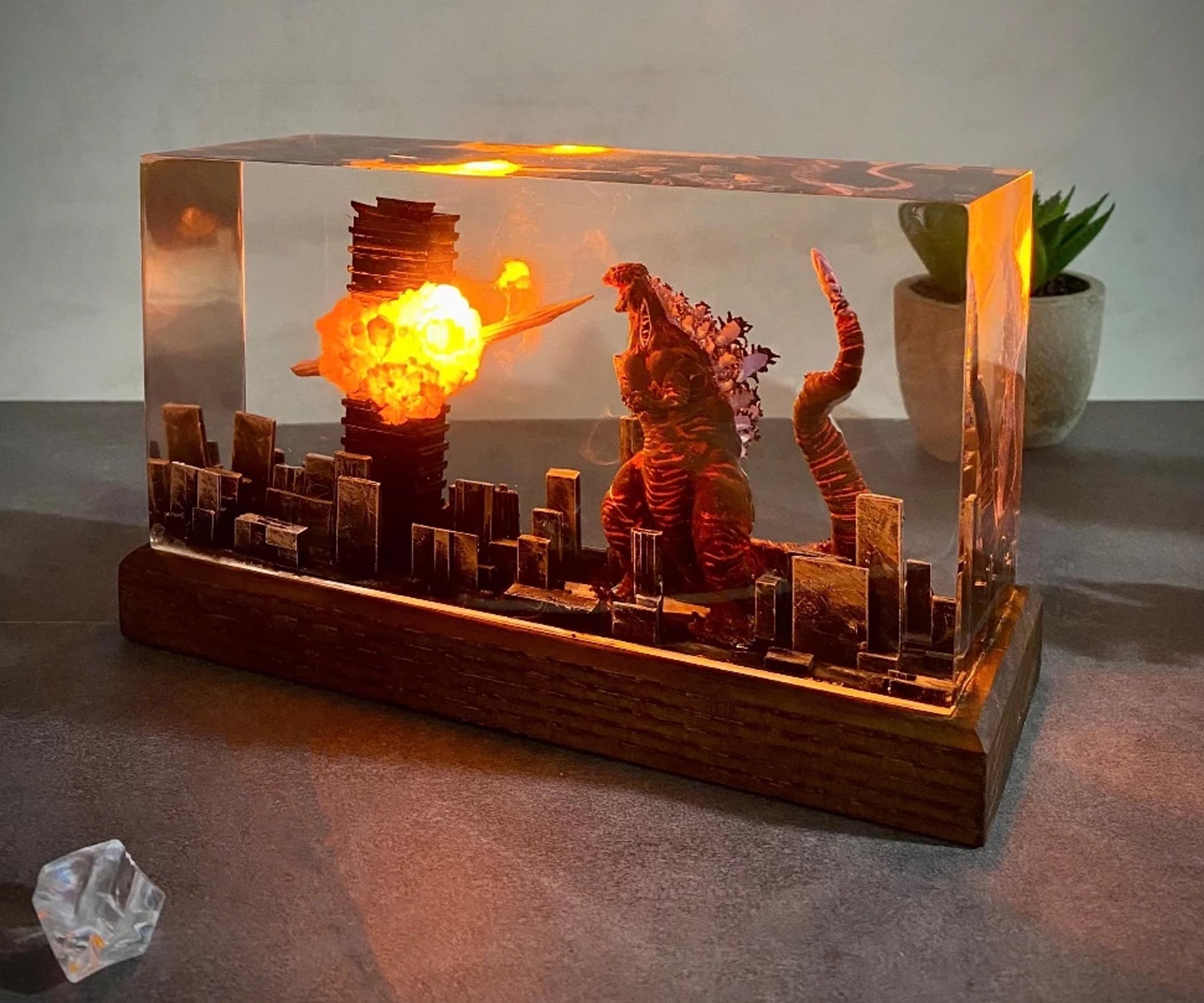 Gozi.lla Monster in the City Epoxy Lamp Atomic Breath Resin Lamp Gaint ...