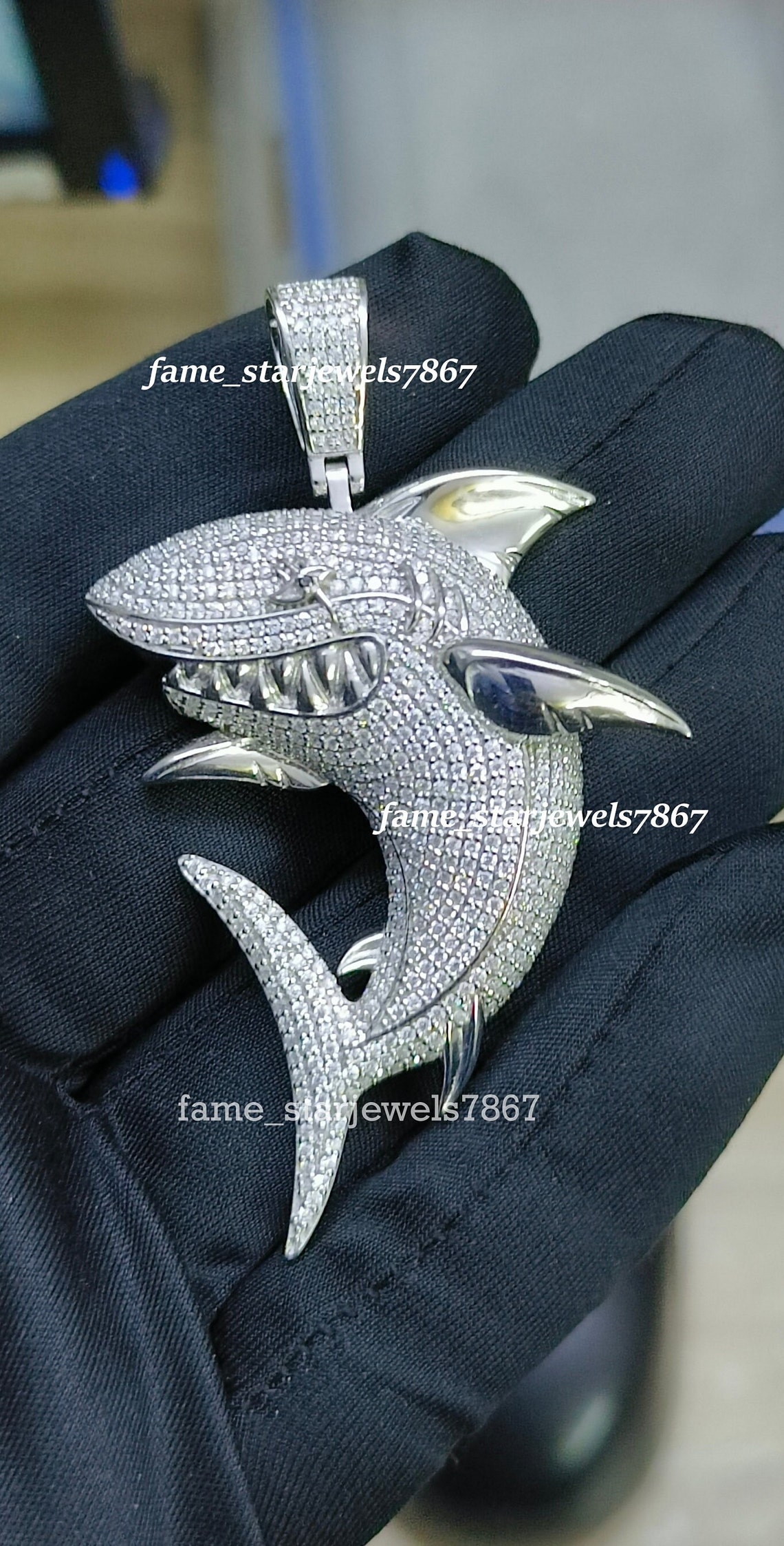 Men's 3D Shark Charm Pendant Cubic Zirconia VVS1/D Round Diamond ...