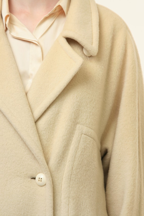 80s Woman Lambswool Mohair White Coat Women Vintage 8… Gem