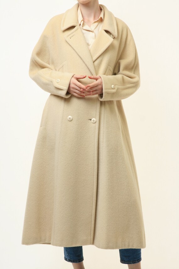 80s Woman Lambswool Mohair White Coat Women Vintage 8… Gem