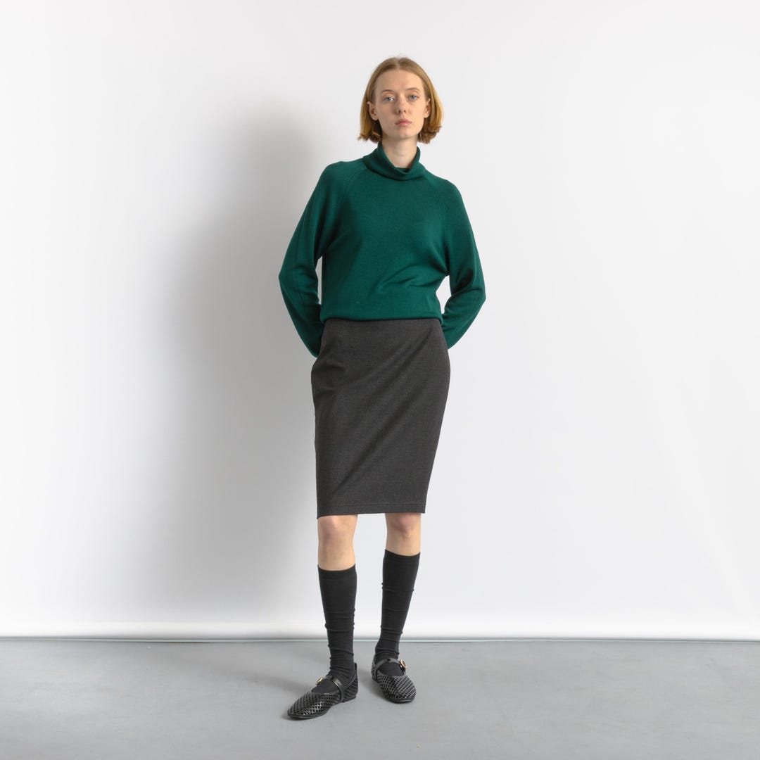 Max Mara Made in Italy Top Luxury Virgin Wool/ Midi Gray Skirt,white ...