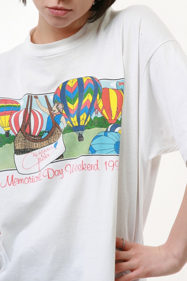 1995 Weekend Vintage Graphic Print Logo Cotton T-shirt 18160 - Etsy