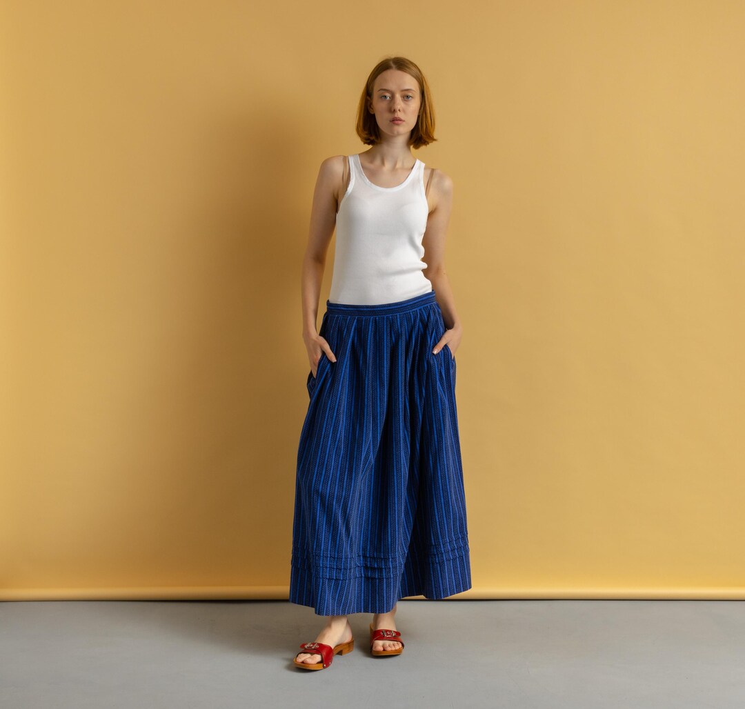 LAURA ASHLEY Vintage 80s Cute Dark Blue Floral Pleated Maxi Skirt / UK ...