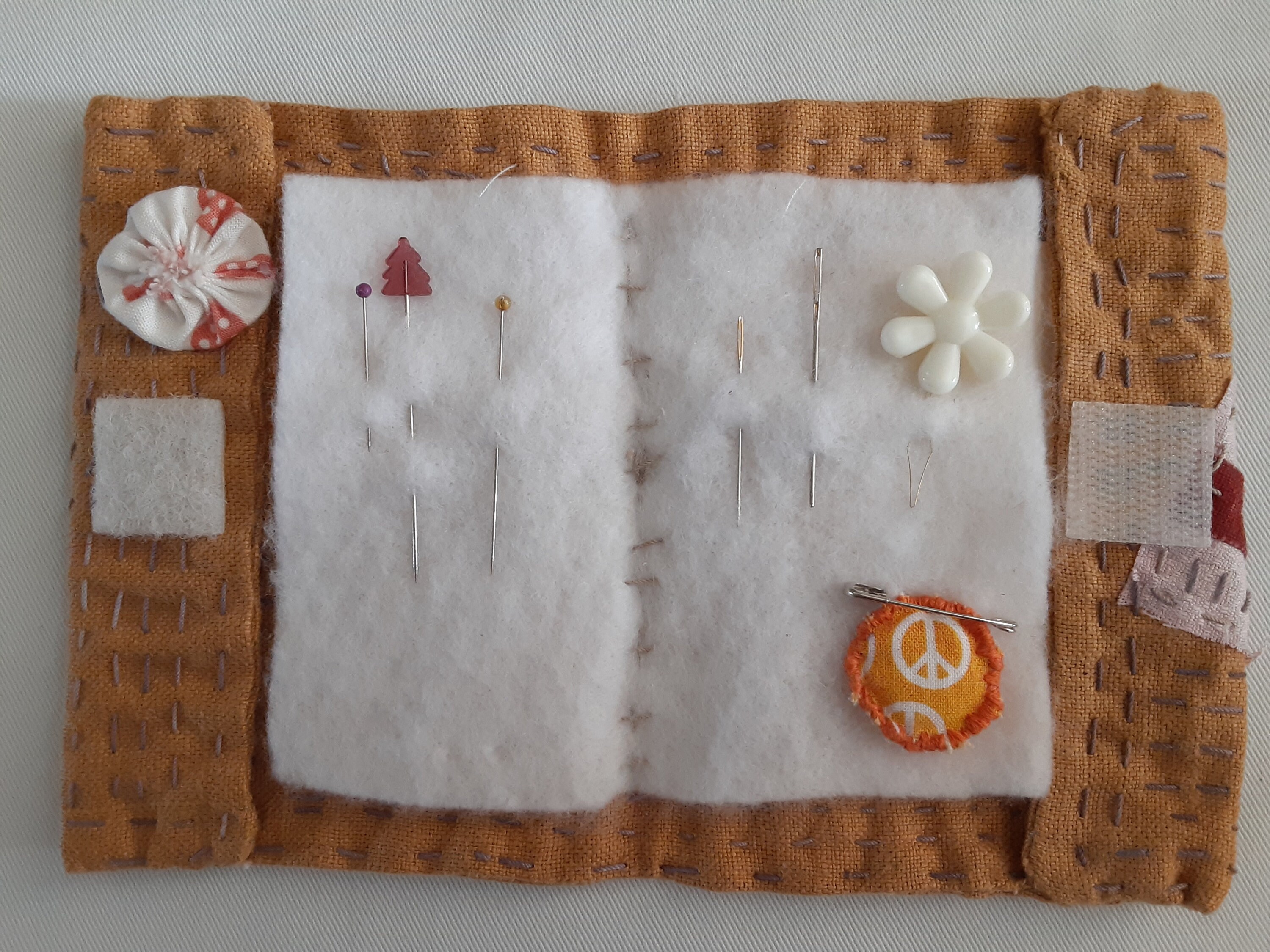 Hand-dyed Linen Needle Book - Etsy