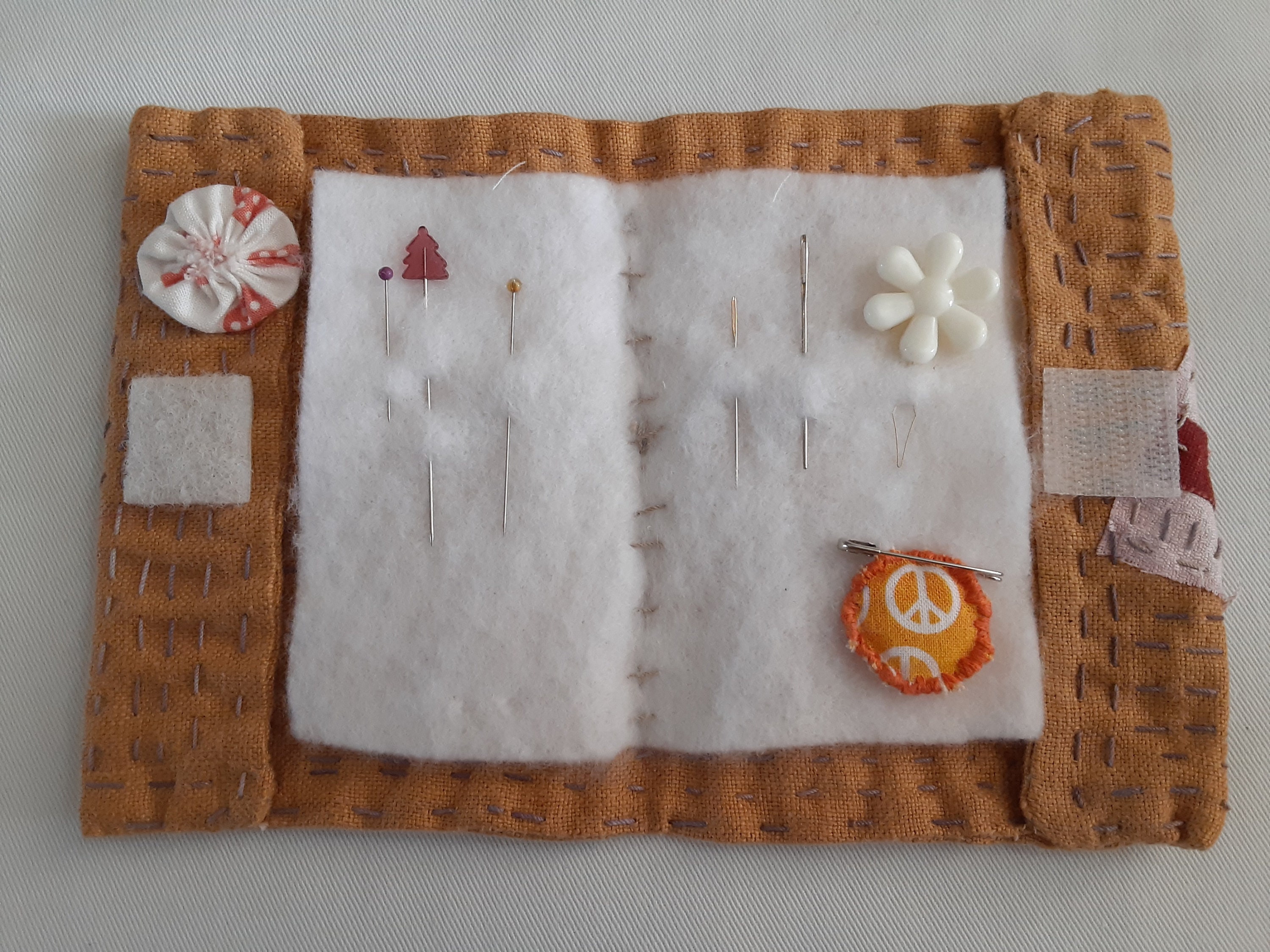 Hand-dyed Linen Needle Book - Etsy