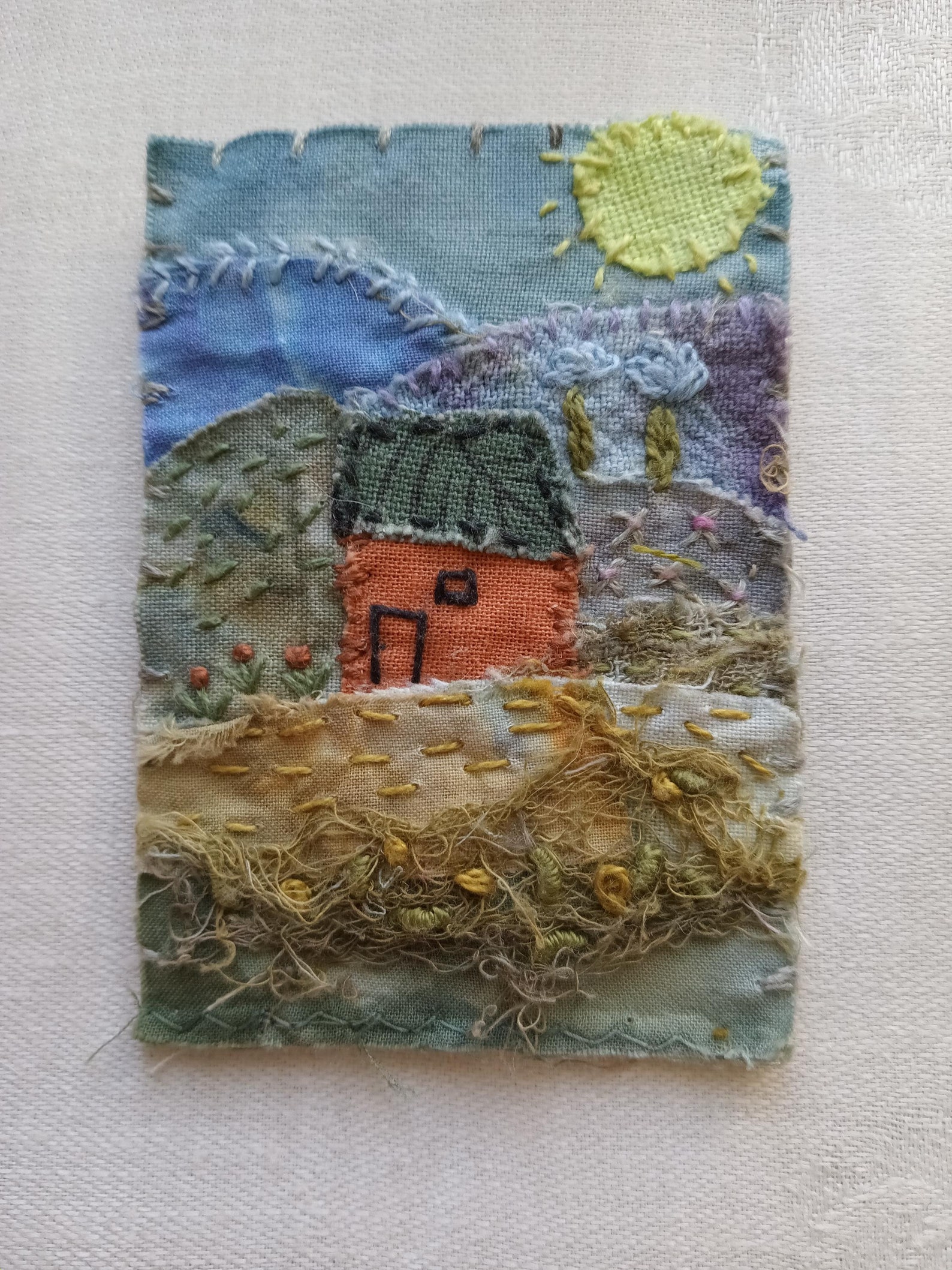 Textile Brooches That Are Handcrafted Artistry in Every Detail of ...