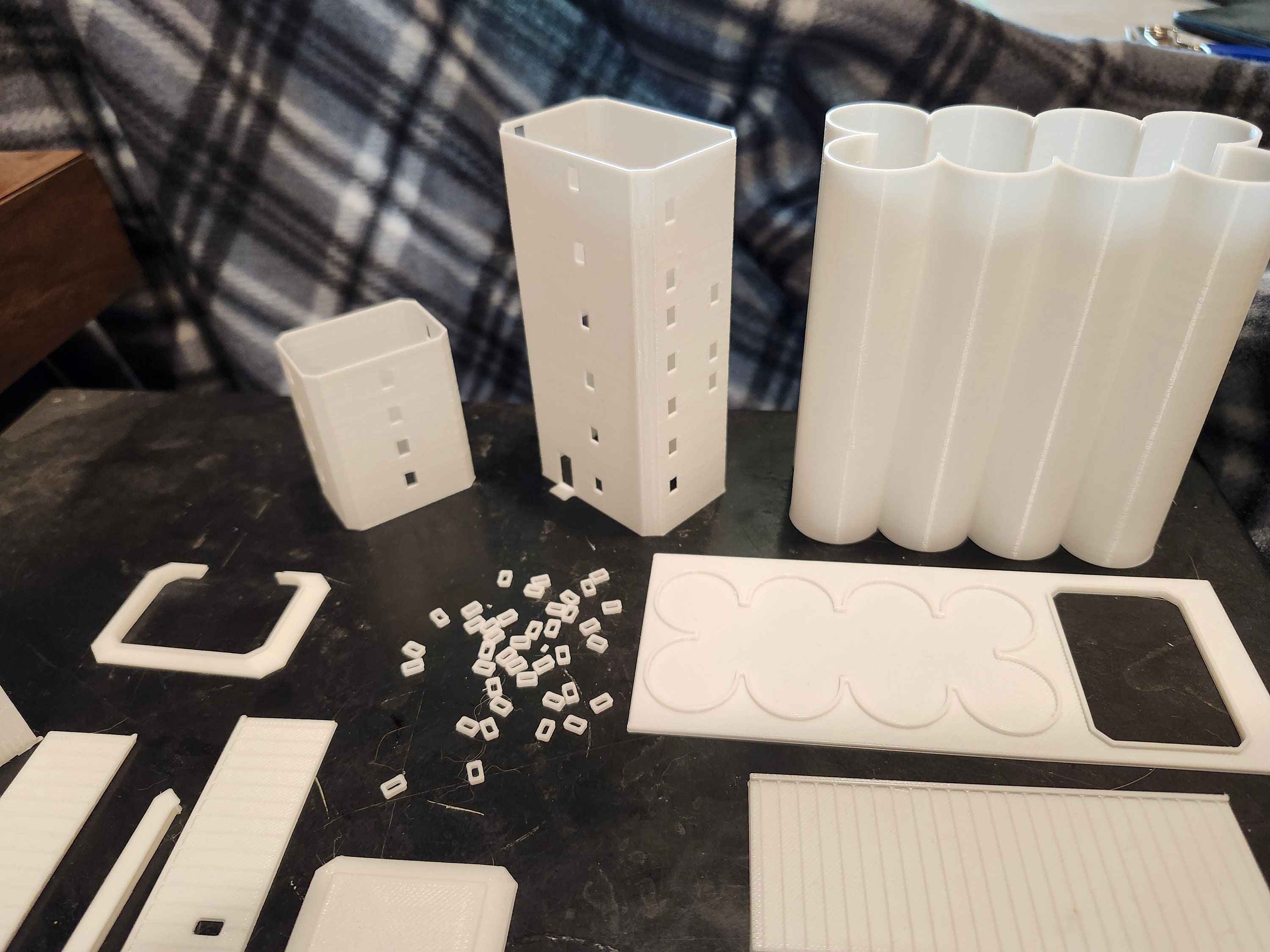 3D Printed HO Scale 8 Silo Concrete Grain Elevator With Single Track ...