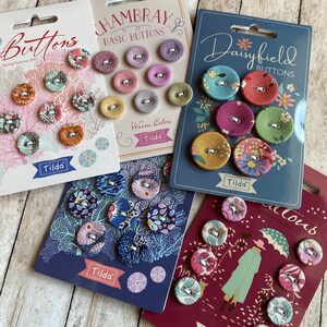 Tilda ™ Buttons, FARM FLOWERS Buttons, 8 Piece 18mm Cloth Covered ...