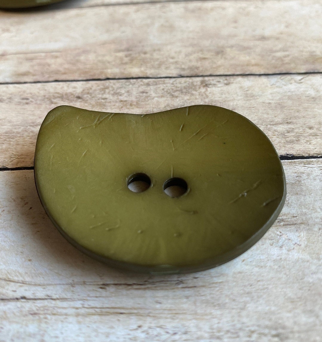 Large OLIVE GREEN Paisley Dill Button, Polyamide Button 40 X 50mm ...