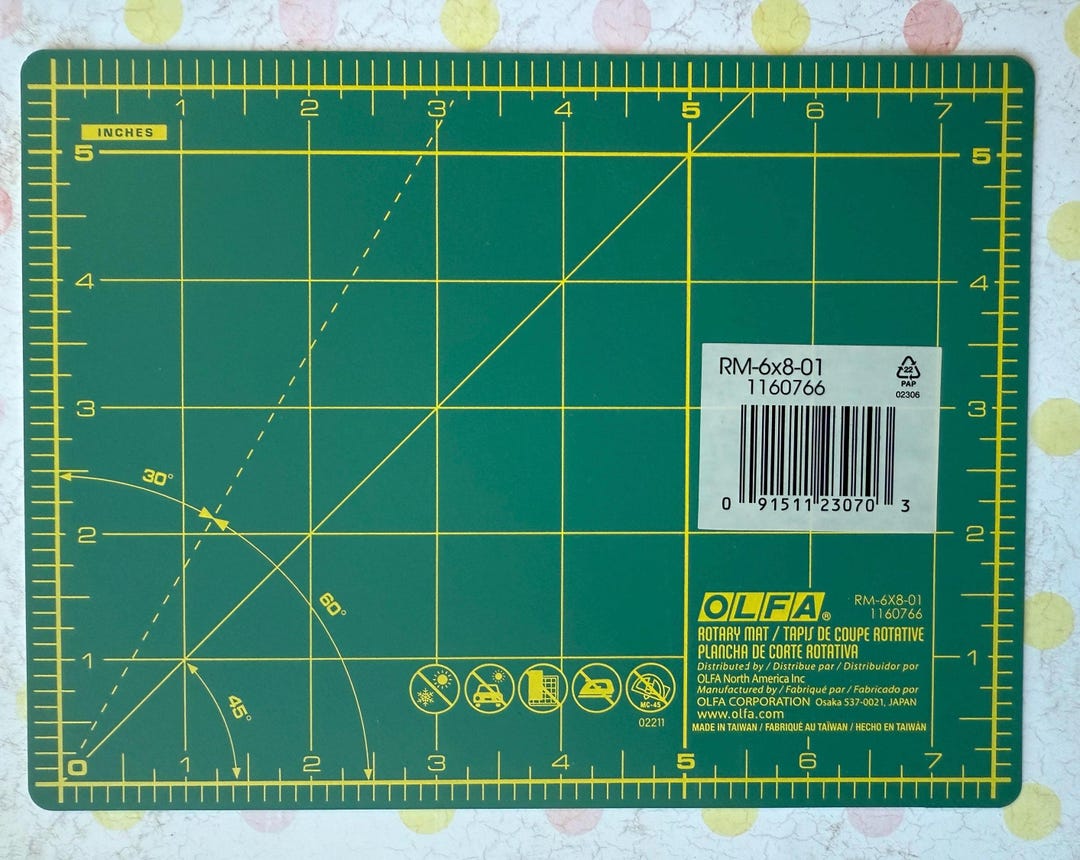 OLFA Self Healing Rotary Mat, SMALL 5.5 X 7.5 Inch, Travel Mat, by the ...