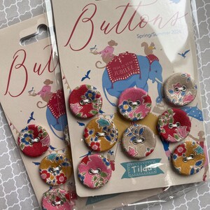 Tilda ™ Buttons, FARM FLOWERS Buttons, 8 Piece 18mm Cloth Covered ...