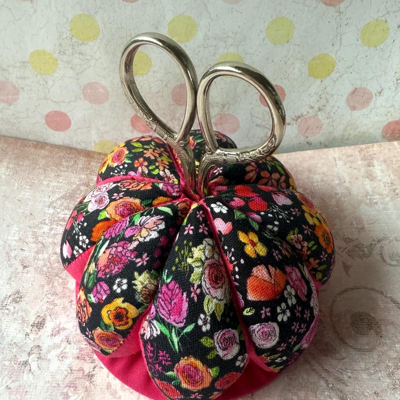Vintage Pincushion - Etsy
