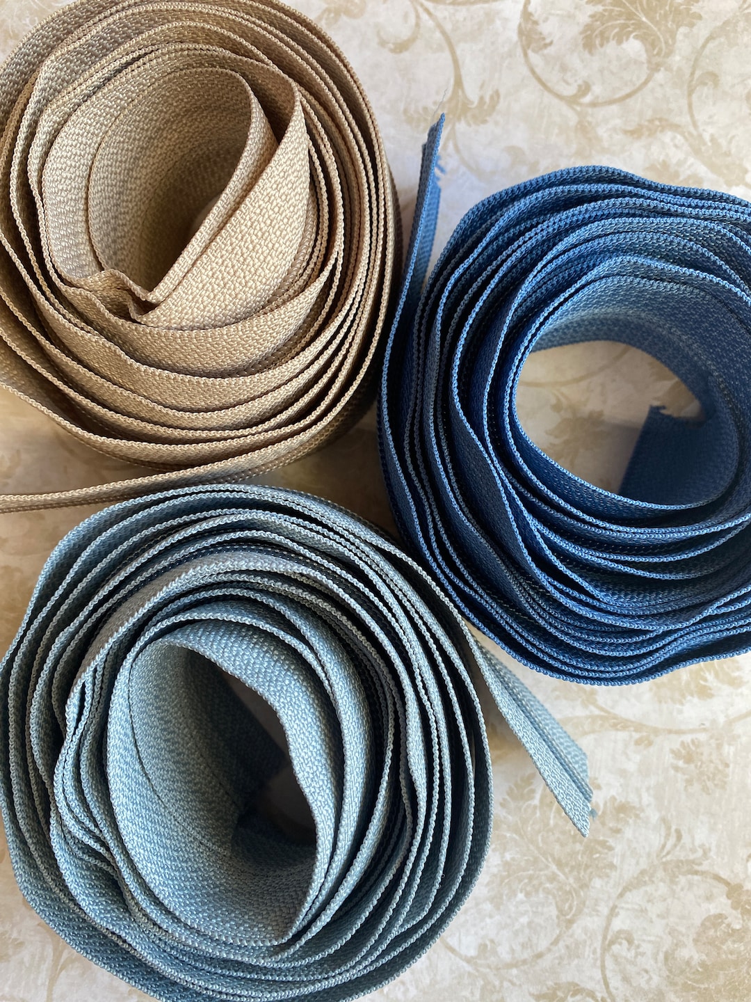 Zippers by the Yard, 3 Yds Reversible Coil Zipper & 8 Pulls, Size 4.5 ...
