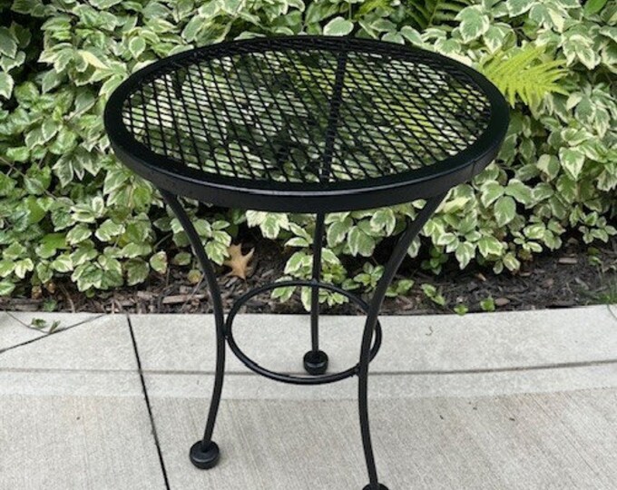 Mid Century Woodard Round Side End Patio Wrought Iron Mesh Table - Etsy