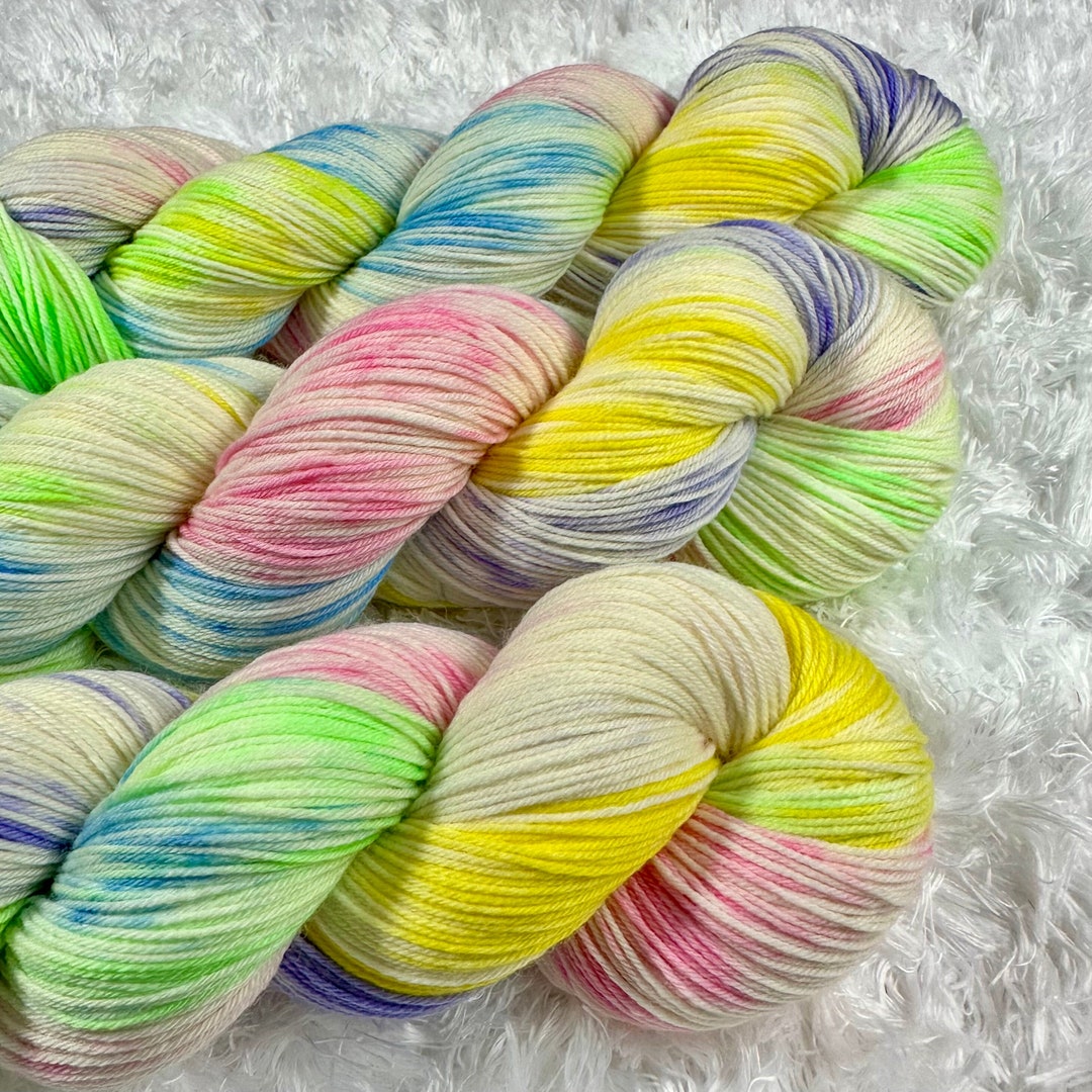 Hand Dyed Yarnfingering/sock Weight75 Superwash Merino Wool/25 Nylon ...