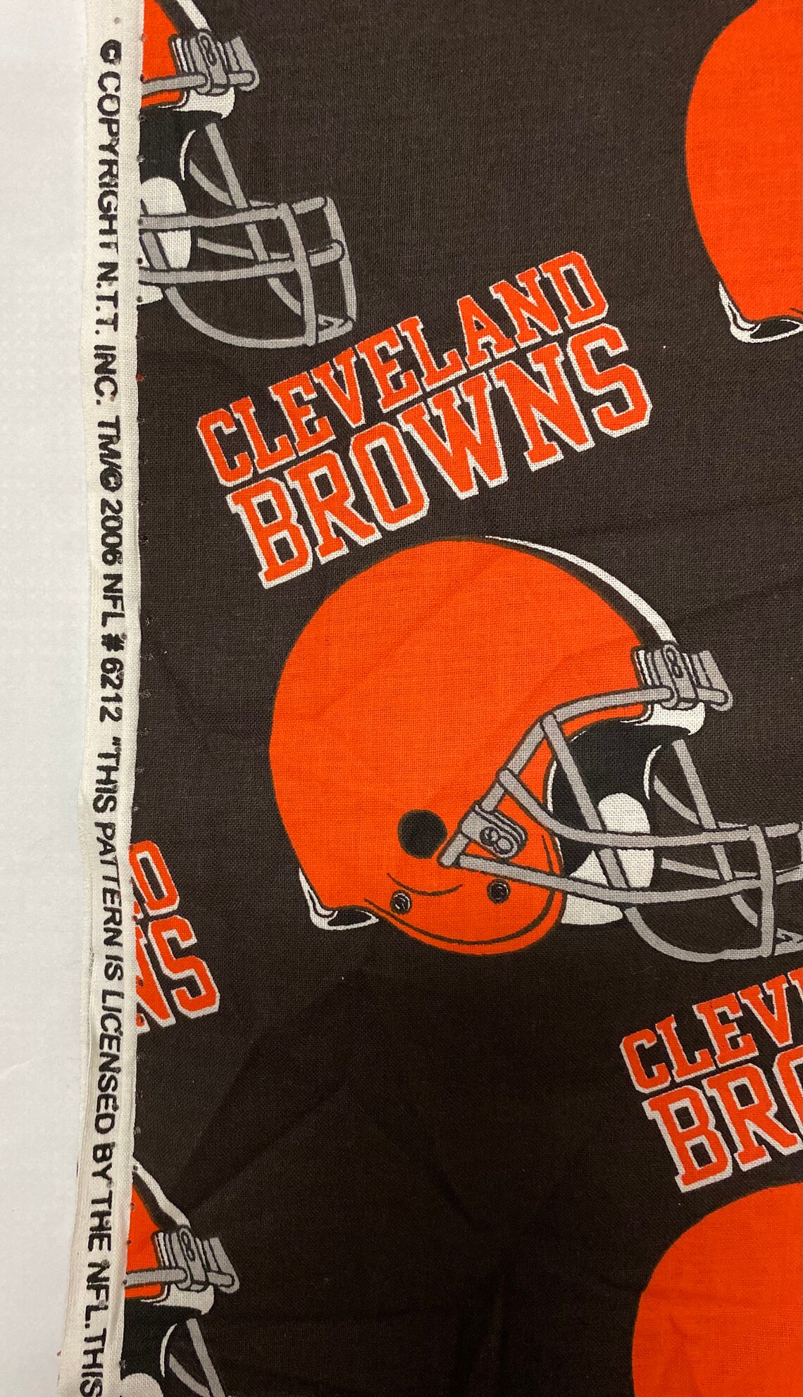 Cleveland Browns NFL Football, Vintage or 2006 Design, 100% Cotton ...