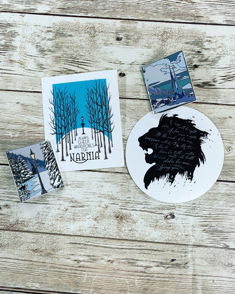 Variety Packages of Chronicles of Narnia Lamppost and White Witch ...